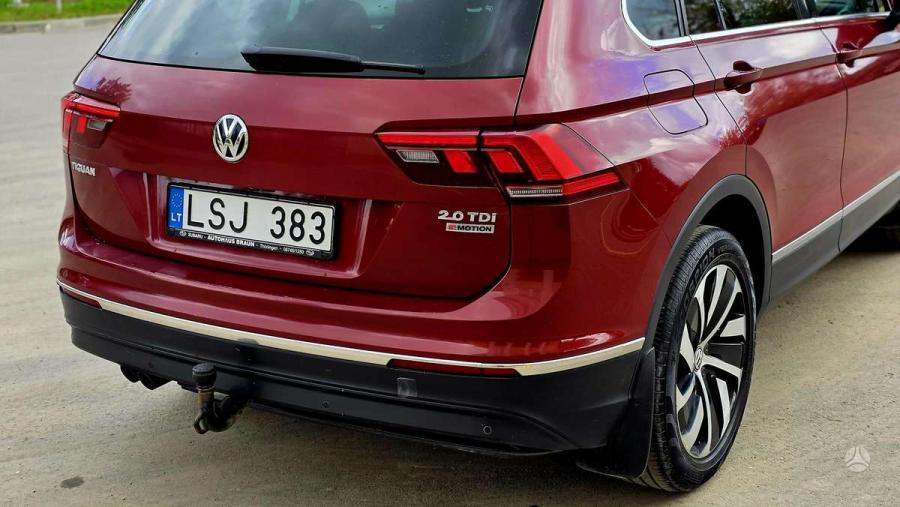 Sarkans Volkswagen Tiguan 2017 Šauļi, ar dzinēja tilpumu 1.97 L un nobraukumu 240 tūkst. km par 13900 €, foto 18 vietnē AUTOMOTO.COM.LV
