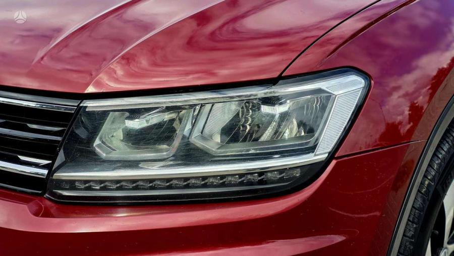 Sarkans Volkswagen Tiguan 2017 Šauļi, ar dzinēja tilpumu 1.97 L un nobraukumu 240 tūkst. km par 13900 €, foto 19 vietnē AUTOMOTO.COM.LV