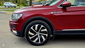 Sarkans Volkswagen Tiguan 2017 Šauļi, ar dzinēja tilpumu 1.97 L un nobraukumu 240 tūkst. km par 13900 €, foto 22 vietnē AUTOMOTO.COM.LV