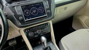 Sarkans Volkswagen Tiguan 2017 Šauļi, ar dzinēja tilpumu 1.97 L un nobraukumu 240 tūkst. km par 13900 €, foto 31 vietnē AUTOMOTO.COM.LV