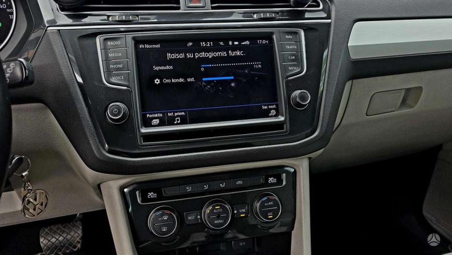 Sarkans Volkswagen Tiguan 2017 Šauļi, ar dzinēja tilpumu 1.97 L un nobraukumu 240 tūkst. km par 13900 €, foto 34 vietnē AUTOMOTO.COM.LV