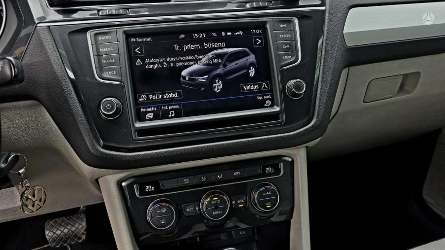 Sarkans Volkswagen Tiguan 2017 Šauļi, ar dzinēja tilpumu 1.97 L un nobraukumu 240 tūkst. km par 13900 €, foto 37 vietnē AUTOMOTO.COM.LV