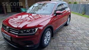 Sarkans Volkswagen Tiguan 2018 Rīga, ar dzinēja tilpumu 1.40 L un nobraukumu 80 tūkst. km par 19600 €, foto  vietnē AUTOMOTO.COM.LV