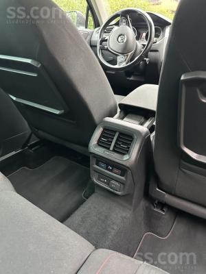 Sarkans Volkswagen Tiguan 2018 Rīga, ar dzinēja tilpumu 1.40 L un nobraukumu 272 tūkst. km par 15950 €, foto 10 vietnē AUTOMOTO.COM.LV