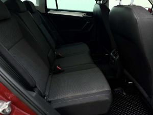Red Volkswagen Tiguan 2018 in Vilnius, with an engine capacity of 1.97 L and mileage of 74 thousand km for 16599 €, photo 14 on AUTOMOTO.COM.LV
