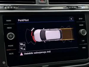 Red Volkswagen Tiguan 2018 in Vilnius, with an engine capacity of 1.97 L and mileage of 74 thousand km for 16599 €, photo 24 on AUTOMOTO.COM.LV