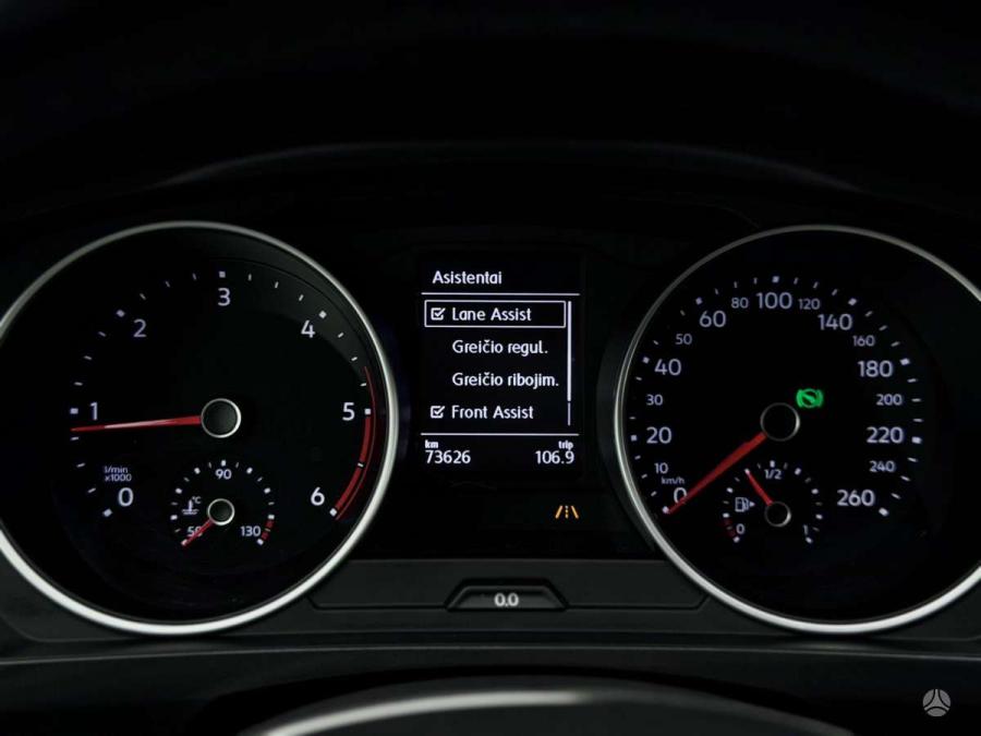 Red Volkswagen Tiguan 2018 in Vilnius, with an engine capacity of 1.97 L and mileage of 74 thousand km for 16599 €, photo 27 on AUTOMOTO.COM.LV