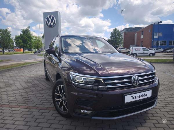 Sarkans Volkswagen Tiguan 2018 Šauļi, ar dzinēja tilpumu 1.98 L un nobraukumu 112 tūkst. km par 18500 €, foto 2 vietnē AUTOMOTO.COM.LV