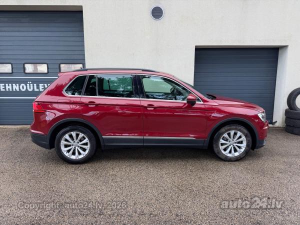 Sarkans Volkswagen Tiguan 2018 Pērnava, ar dzinēja tilpumu 2.00 L un nobraukumu 171 tūkst. km par 14990 €, foto 7 vietnē AUTOMOTO.COM.LV