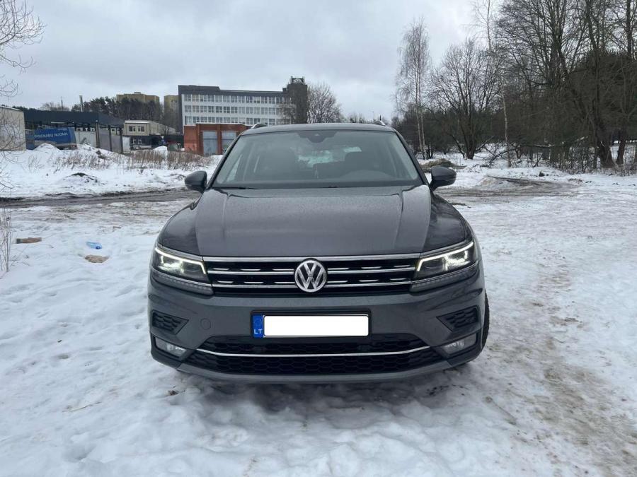 Sarkans Volkswagen Tiguan 2019 Viļņa, ar dzinēja tilpumu 1.97 L un nobraukumu 94 tūkst. km par 25900 €, foto 2 vietnē AUTOMOTO.COM.LV