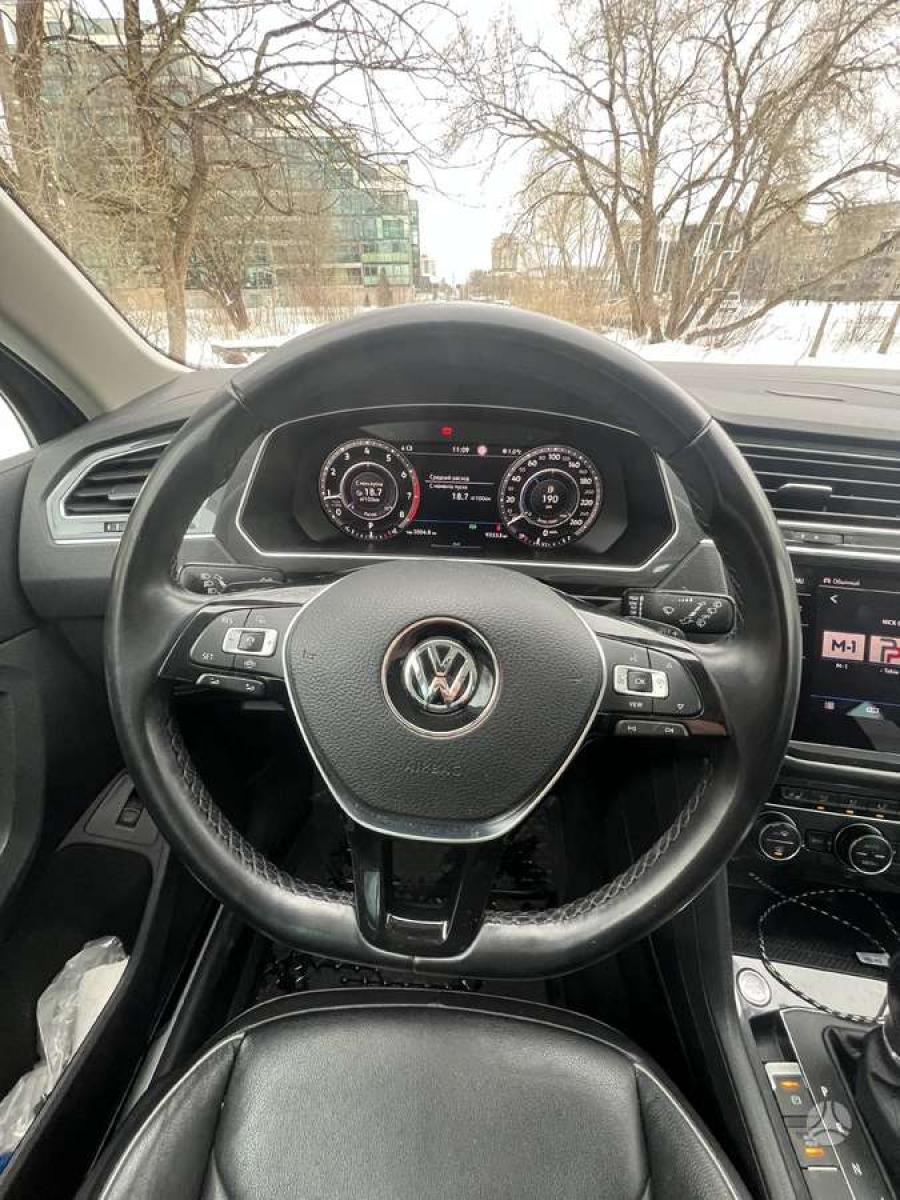 Sarkans Volkswagen Tiguan 2019 Viļņa, ar dzinēja tilpumu 1.97 L un nobraukumu 94 tūkst. km par 25900 €, foto 15 vietnē AUTOMOTO.COM.LV