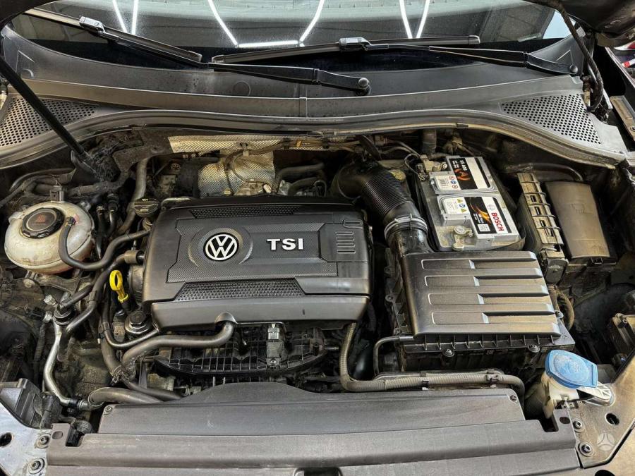 Red Volkswagen Tiguan 2019 in Vilnius, with an engine capacity of 1.97 L and mileage of 131 thousand km for 24900 €, photo 24 on AUTOMOTO.COM.LV