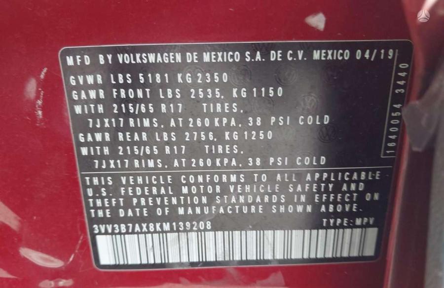 Red Volkswagen Tiguan 2019 in Vilnius, with an engine capacity of 1.98 L and mileage of 67 thousand km for 7300 €, photo 24 on AUTOMOTO.COM.LV