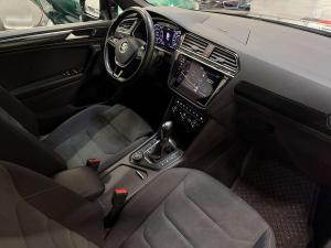 Sarkans Volkswagen Tiguan 2019 Viļņa, ar dzinēja tilpumu 1.98 L un nobraukumu 132 tūkst. km par 21000 €, foto 18 vietnē AUTOMOTO.COM.LV