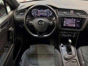 Sarkans Volkswagen Tiguan 2019 Viļņa, ar dzinēja tilpumu 1.98 L un nobraukumu 132 tūkst. km par 21000 €, foto 20 vietnē AUTOMOTO.COM.LV