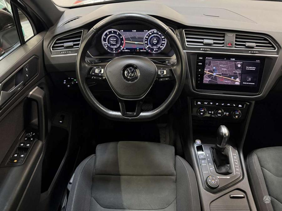 Sarkans Volkswagen Tiguan 2019 Viļņa, ar dzinēja tilpumu 1.98 L un nobraukumu 132 tūkst. km par 21000 €, foto 20 vietnē AUTOMOTO.COM.LV