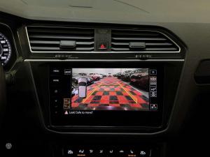 Sarkans Volkswagen Tiguan 2019 Viļņa, ar dzinēja tilpumu 1.98 L un nobraukumu 132 tūkst. km par 19990 €, foto 30 vietnē AUTOMOTO.COM.LV