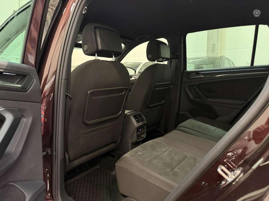 Sarkans Volkswagen Tiguan 2019 Viļņa, ar dzinēja tilpumu 1.98 L un nobraukumu 132 tūkst. km par 19990 €, foto 31 vietnē AUTOMOTO.COM.LV