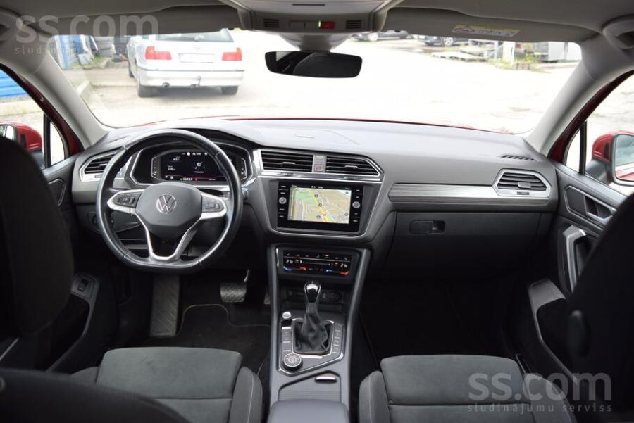 Sarkans Volkswagen Tiguan 2022 Rīga, ar dzinēja tilpumu 2.00 L un nobraukumu 81 tūkst. km par 28900 €, foto 5 vietnē AUTOMOTO.COM.LV