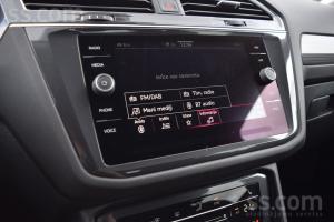 Sarkans Volkswagen Tiguan 2022 Rīga, ar dzinēja tilpumu 2.00 L un nobraukumu 81 tūkst. km par 28900 €, foto 7 vietnē AUTOMOTO.COM.LV