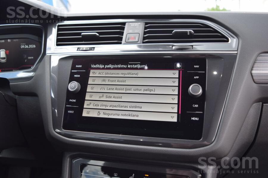 Sarkans Volkswagen Tiguan 2022 Rīga, ar dzinēja tilpumu 2.00 L un nobraukumu 81 tūkst. km par 28900 €, foto 8 vietnē AUTOMOTO.COM.LV