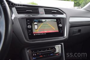 Sarkans Volkswagen Tiguan 2022 Rīga, ar dzinēja tilpumu 2.00 L un nobraukumu 81 tūkst. km par 28900 €, foto 10 vietnē AUTOMOTO.COM.LV