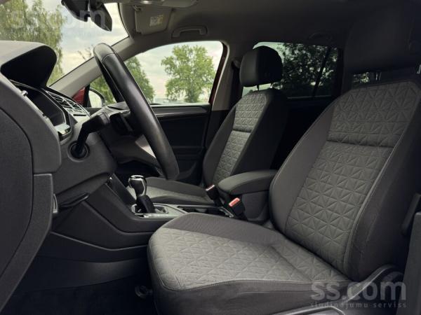 Volkswagen Tiguan 2022 Valmiera vietnē Sarkans Volkswagen Tiguan 2022 Valmiera, ar dzinēja tilpumu 1.50 L un nobraukumu 108 tūkst. km par 20900 €, foto 8 vietnē AUTOMOTO.COM.LV