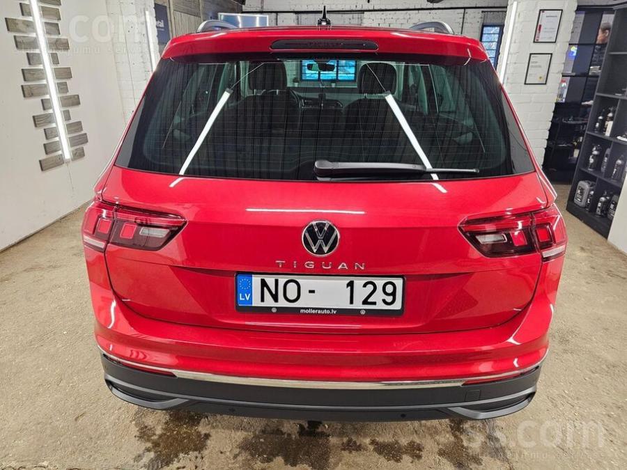 Sarkans Volkswagen Tiguan 2023 Jēkabpils, ar dzinēja tilpumu 1.50 L un nobraukumu 30 tūkst. km par 26000 €, foto 10 vietnē AUTOMOTO.COM.LV