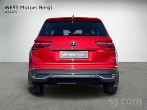 Sarkans Volkswagen Tiguan 2024 Rīga, ar dzinēja tilpumu 2.00 L un nobraukumu 38 tūkst. km par 32990 €, foto 5 vietnē AUTOMOTO.COM.LV