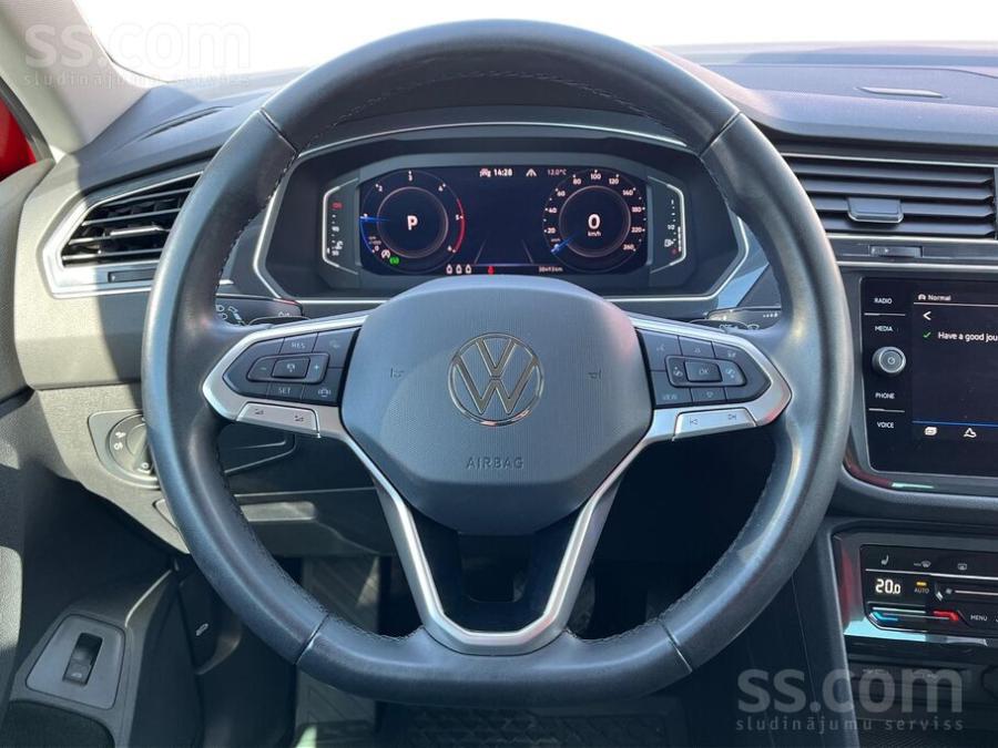 Sarkans Volkswagen Tiguan 2024 Rīga, ar dzinēja tilpumu 2.00 L un nobraukumu 38 tūkst. km par 32990 €, foto 12 vietnē AUTOMOTO.COM.LV