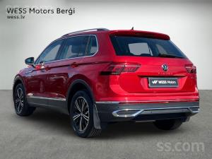 Sarkans Volkswagen Tiguan 2024 Rīga, ar dzinēja tilpumu 2.00 L un nobraukumu 38 tūkst. km par 32990 €, foto 18 vietnē AUTOMOTO.COM.LV