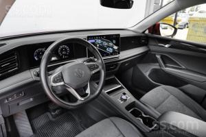 Red Volkswagen Tiguan 2024 in Riga, with an engine capacity of 1.50 L and mileage of 63 thousand km for 31500 €, photo 32 on AUTOMOTO.COM.LV
