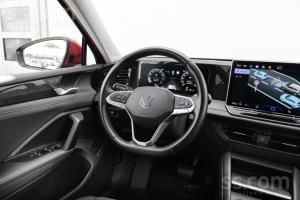 Red Volkswagen Tiguan 2024 in Riga, with an engine capacity of 1.50 L and mileage of 63 thousand km for 31500 €, photo 33 on AUTOMOTO.COM.LV