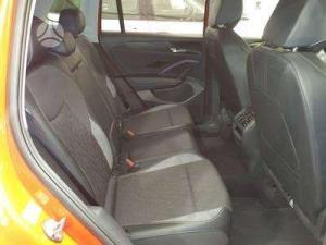 Red Volkswagen Tiguan 2025 in Vilnius, with an engine capacity of 1.50 L and mileage of 25 thousand km for 28800 €, photo 5 on AUTOMOTO.COM.LV