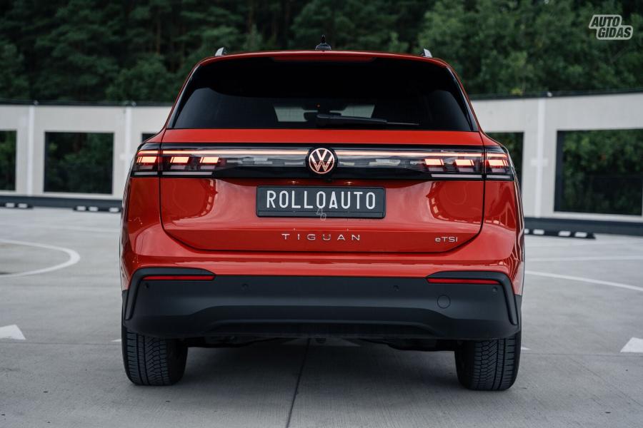 Sarkans Volkswagen Tiguan 2025 Viļņa, ar dzinēja tilpumu 1.50 L un nobraukumu 23 tūkst. km par 37000 €, foto 10 vietnē AUTOMOTO.COM.LV