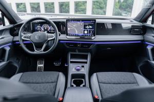 Sarkans Volkswagen Tiguan 2025 Viļņa, ar dzinēja tilpumu 1.50 L un nobraukumu 23 tūkst. km par 37000 €, foto 25 vietnē AUTOMOTO.COM.LV