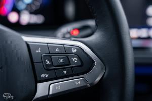 Sarkans Volkswagen Tiguan 2025 Viļņa, ar dzinēja tilpumu 1.50 L un nobraukumu 23 tūkst. km par 37000 €, foto 29 vietnē AUTOMOTO.COM.LV
