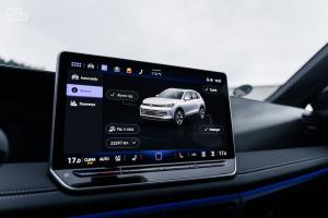 Sarkans Volkswagen Tiguan 2025 Viļņa, ar dzinēja tilpumu 1.50 L un nobraukumu 23 tūkst. km par 37000 €, foto 32 vietnē AUTOMOTO.COM.LV