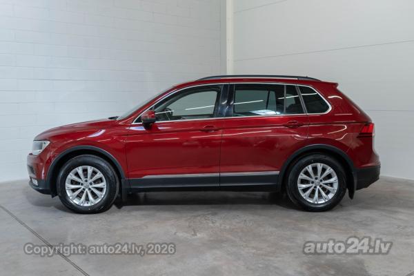 Red Volkswagen Tiguan 2016 in Tallinn, with an engine capacity of 1.40 L and mileage of 238 thousand km for 12790 €, photo 11 on AUTOMOTO.COM.LV