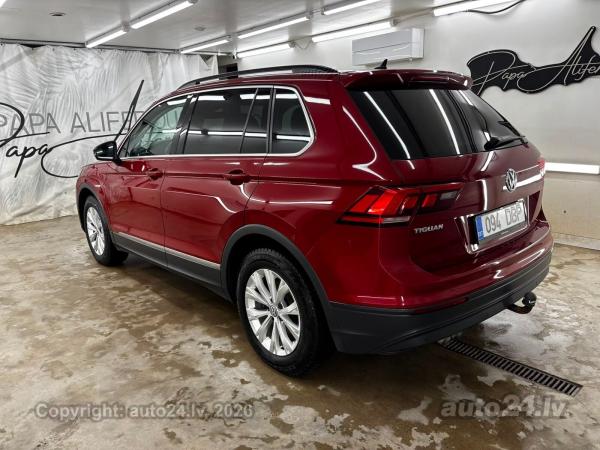 Sarkans Volkswagen Tiguan 2019 Tallina, ar dzinēja tilpumu 2.00 L un nobraukumu 212 tūkst. km par 16800 €, foto 3 vietnē AUTOMOTO.COM.LV