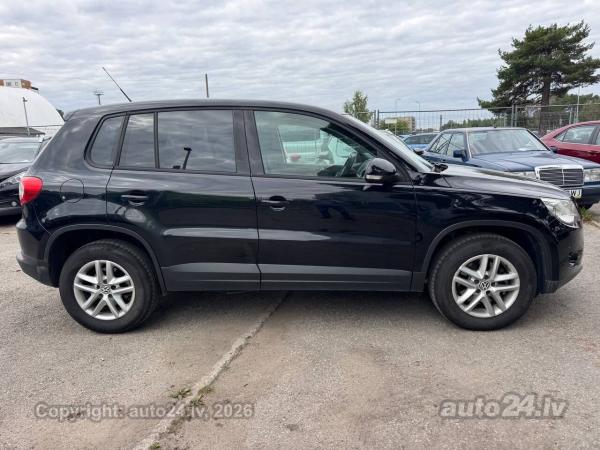 Volkswagen Tiguan 2008 in Tallinn, with an engine capacity of 1.40 L and mileage of 266 thousand km for 5500 €, photo 9 on AUTOMOTO.COM.LV