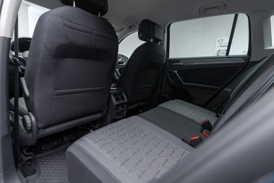 Volkswagen Tiguan 2022 Peetri, ar dzinēja tilpumu 2.00 L un nobraukumu 61 tūkst. km par 20900 €, foto 14 vietnē AUTOMOTO.COM.LV