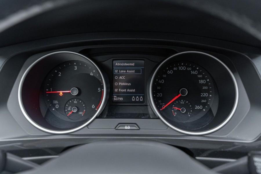 Volkswagen Tiguan 2022 Peetri, ar dzinēja tilpumu 2.00 L un nobraukumu 61 tūkst. km par 20900 €, foto 15 vietnē AUTOMOTO.COM.LV