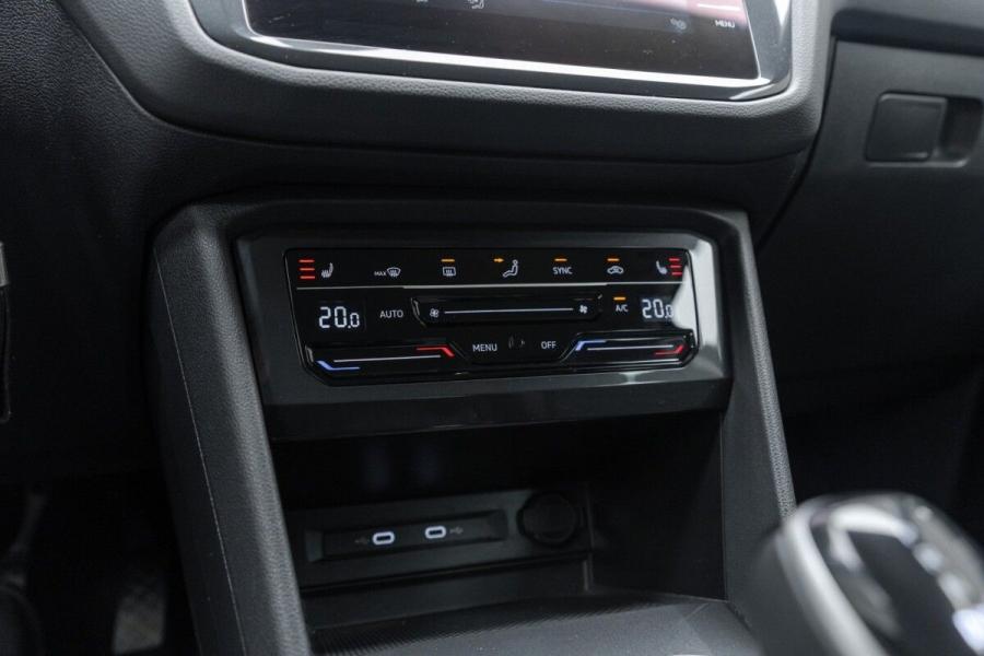 Volkswagen Tiguan 2022 Peetri, ar dzinēja tilpumu 2.00 L un nobraukumu 61 tūkst. km par 20900 €, foto 16 vietnē AUTOMOTO.COM.LV