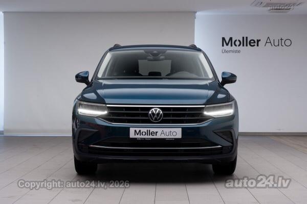 Volkswagen Tiguan 2022 Tallina, ar dzinēja tilpumu 2.00 L un nobraukumu 61 tūkst. km par 20900 €, foto 3 vietnē AUTOMOTO.COM.LV