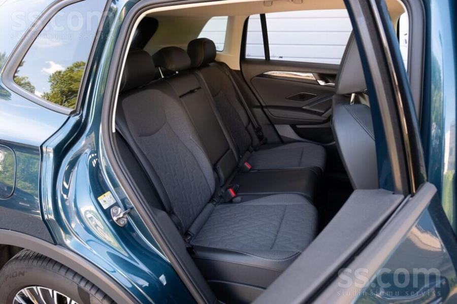 Volkswagen Tiguan 2024 Rīga, ar dzinēja tilpumu 1.50 L un nobraukumu 41 tūkst. km par 31950 €, foto 8 vietnē AUTOMOTO.COM.LV