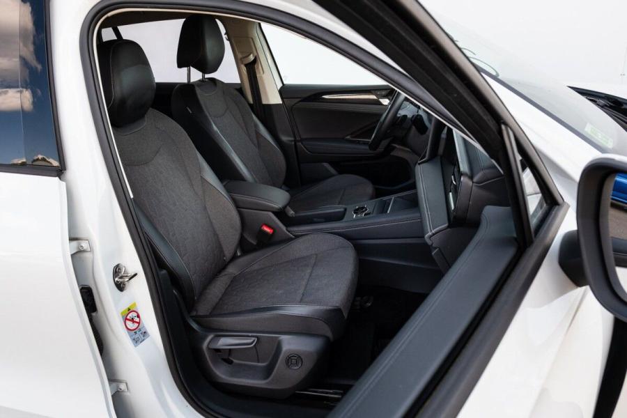 Volkswagen Tiguan 2024 Rīga, ar dzinēja tilpumu 1.50 L un nobraukumu 29 tūkst. km par 31500 €, foto 7 vietnē AUTOMOTO.COM.LV