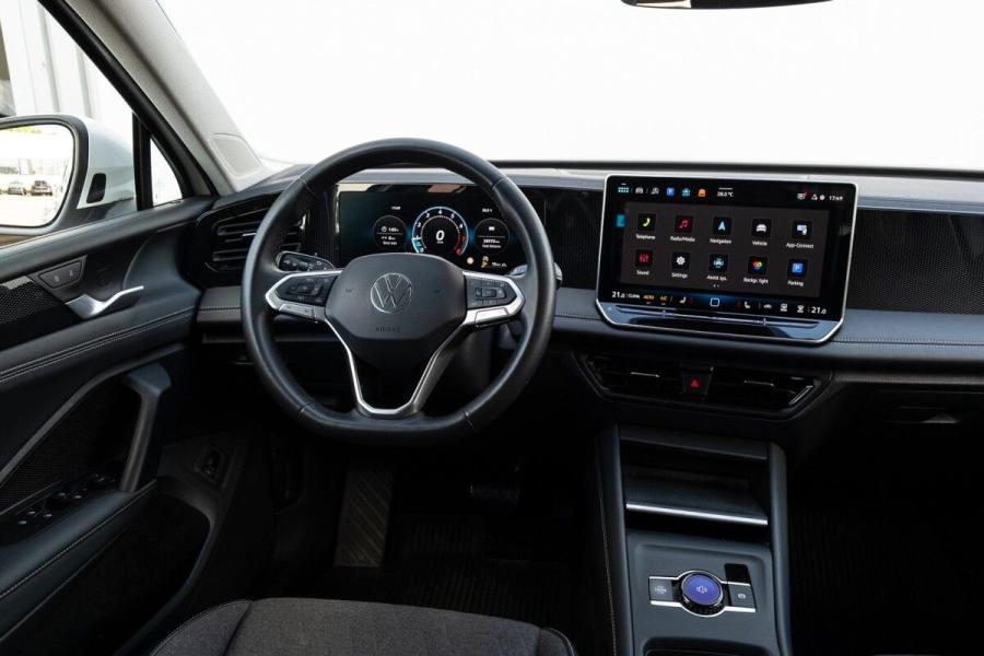 Volkswagen Tiguan 2024 Rīga, ar dzinēja tilpumu 1.50 L un nobraukumu 29 tūkst. km par 31500 €, foto 12 vietnē AUTOMOTO.COM.LV