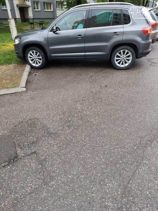 Volkswagen Tiguan 2013 Jonava, ar dzinēja tilpumu 2.00 L un nobraukumu 21 tūkst. km par 9500 €, foto 2 vietnē AUTOMOTO.COM.LV