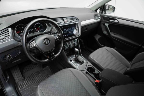 Volkswagen Tiguan 2018 Peetri, ar dzinēja tilpumu 2.00 L un nobraukumu 127 tūkst. km par 17850 €, foto 7 vietnē AUTOMOTO.COM.LV